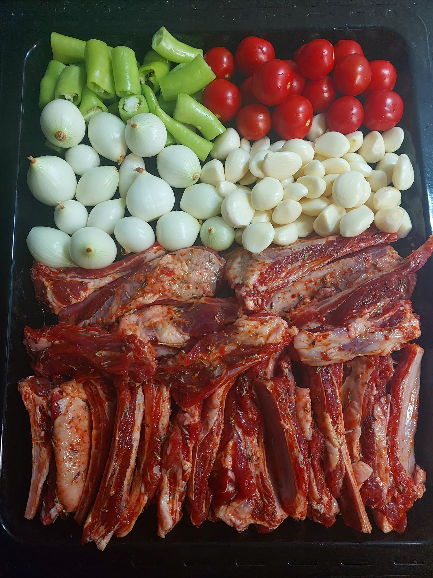 The Secret to Melt-in-Your-Mouth Turkish Lamb Ribs: 'Eli Böğründe' Recipe